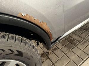 Pelēks Dodge Durango 2021 Šauļi, ar dzinēja tilpumu 5.70 L un nobraukumu 135 tūkst. km par 11000 €, foto 24 vietnē AUTOMOTO.COM.LV