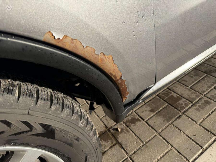 Pelēks Dodge Durango 2021 Šauļi, ar dzinēja tilpumu 5.70 L un nobraukumu 135 tūkst. km par 11000 €, foto 24 vietnē AUTOMOTO.COM.LV