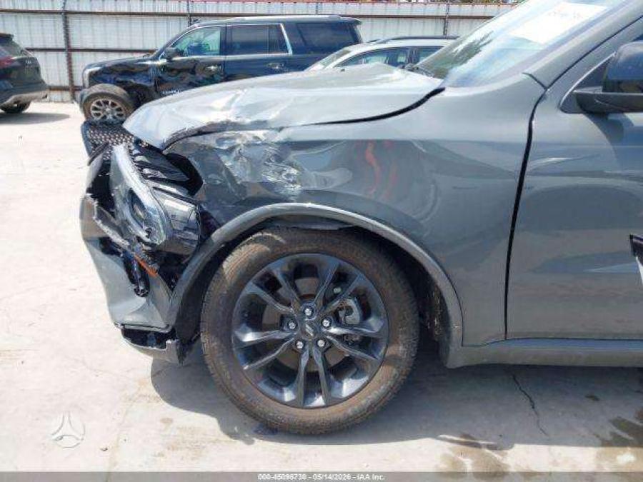 Grey Dodge Durango 2022 in Klaipeda, with an engine capacity of 0.00 L and mileage of 93 thousand km for 5750 €, photo 18 on AUTOMOTO.COM.LV