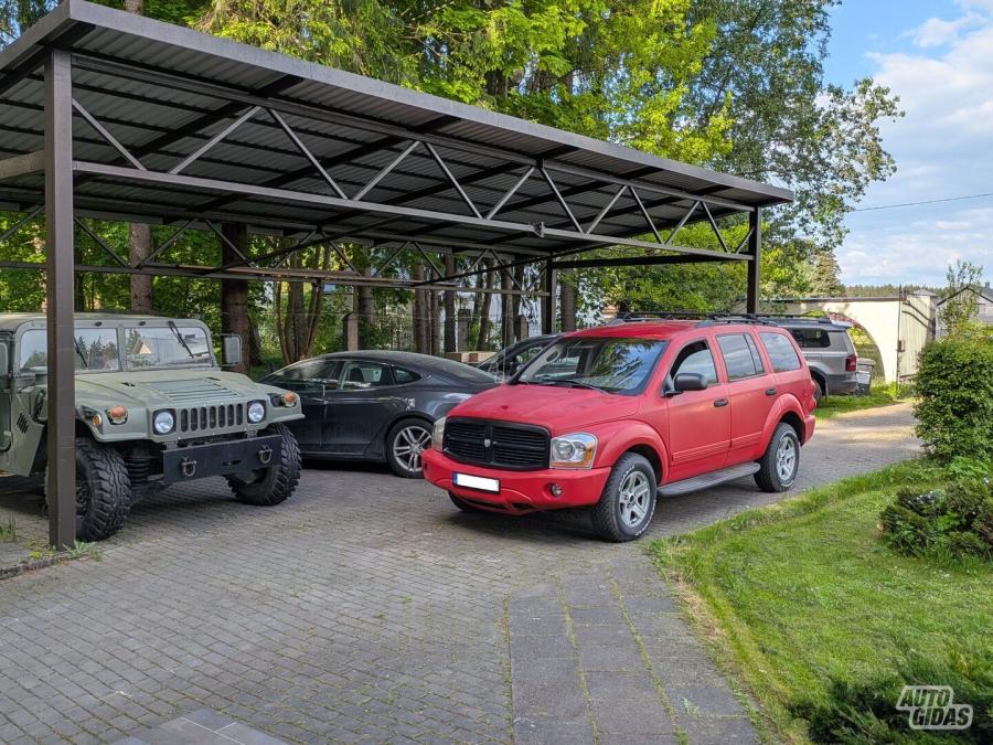 Red Dodge Durango 2004 in Vilnius, with an engine capacity of 4.70 L and mileage of 300 thousand km for 2200 €, photo 1 on AUTOMOTO.COM.LV