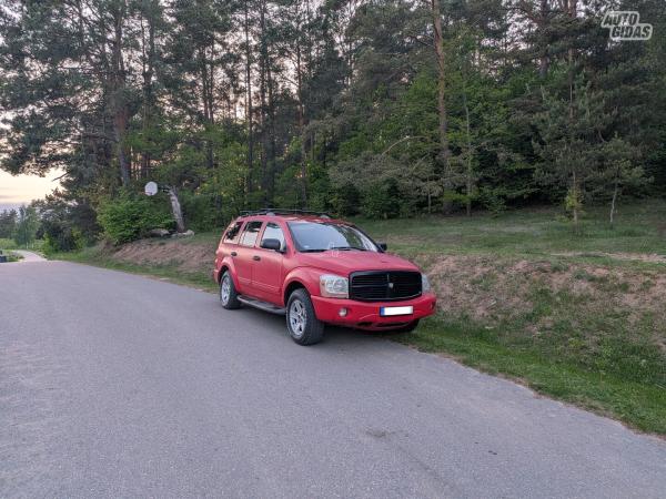 Red Dodge Durango 2004 in Vilnius, with an engine capacity of 4.70 L and mileage of 300 thousand km for 2200 €, photo 2 on AUTOMOTO.COM.LV