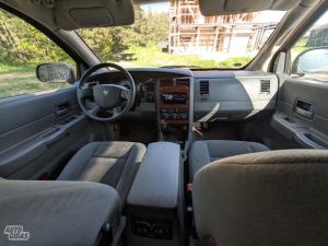 Red Dodge Durango 2004 in Vilnius, with an engine capacity of 4.70 L and mileage of 300 thousand km for 2200 €, photo 6 on AUTOMOTO.COM.LV