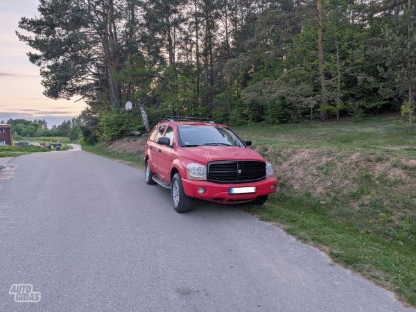 Red Dodge Durango 2004 in Vilnius, with an engine capacity of 4.70 L and mileage of 300 thousand km for 2200 €, photo 9 on AUTOMOTO.COM.LV