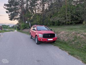 Red Dodge Durango 2004 in Vilnius, with an engine capacity of 4.70 L and mileage of 300 thousand km for 2200 €, photo 10 on AUTOMOTO.COM.LV
