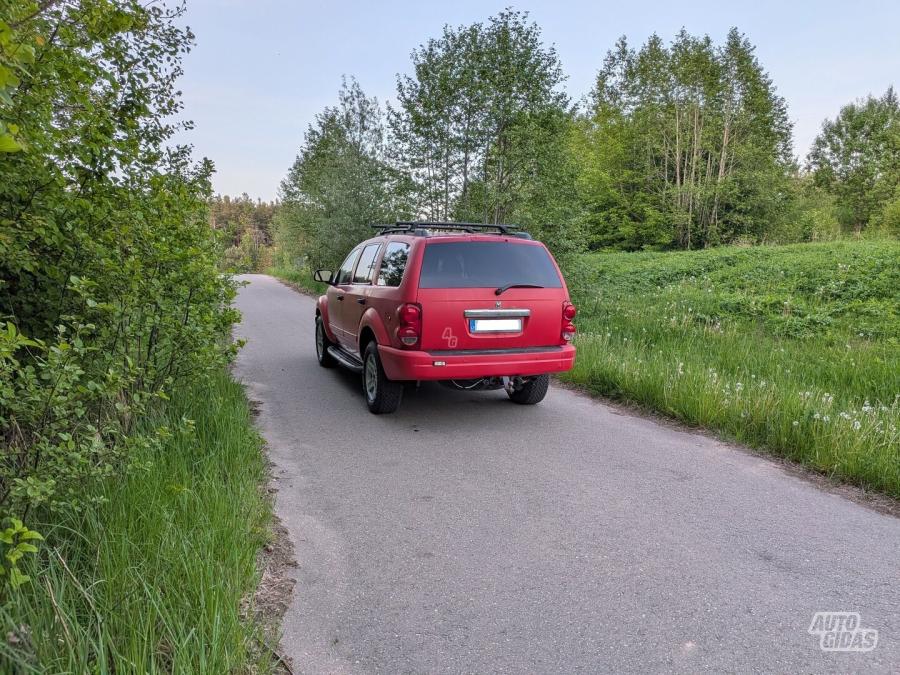 Red Dodge Durango 2004 in Vilnius, with an engine capacity of 4.70 L and mileage of 300 thousand km for 2200 €, photo 20 on AUTOMOTO.COM.LV