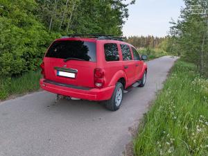 Red Dodge Durango 2004 in Vilnius, with an engine capacity of 4.70 L and mileage of 300 thousand km for 2200 €, photo 22 on AUTOMOTO.COM.LV