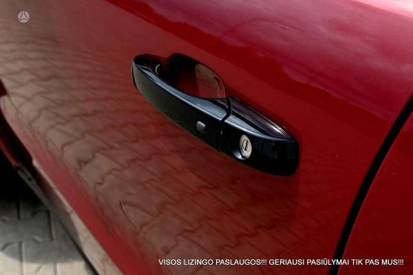 Red Dodge Durango 2014 in Kretinga, with an engine capacity of 3.60 L and mileage of 249 thousand km for 17999 €, photo 6 on AUTOMOTO.COM.LV