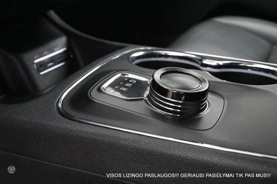 Sarkans Dodge Durango 2014 Kretinga, ar dzinēja tilpumu 3.60 L un nobraukumu 249 tūkst. km par 17999 €, foto 24 vietnē AUTOMOTO.COM.LV