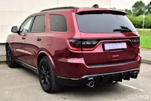 Red Dodge Durango 2014 in Kretinga, with an engine capacity of 3.60 L and mileage of 267 thousand km for 17850 €, photo 8 on AUTOMOTO.COM.LV