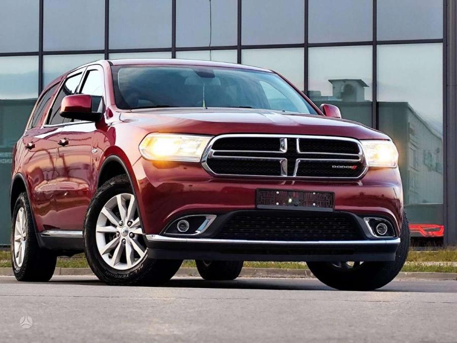 Red Dodge Durango 2015 in Siauliai, with an engine capacity of 3.60 L and mileage of 253 thousand km for 9750 €, photo 1 on AUTOMOTO.COM.LV