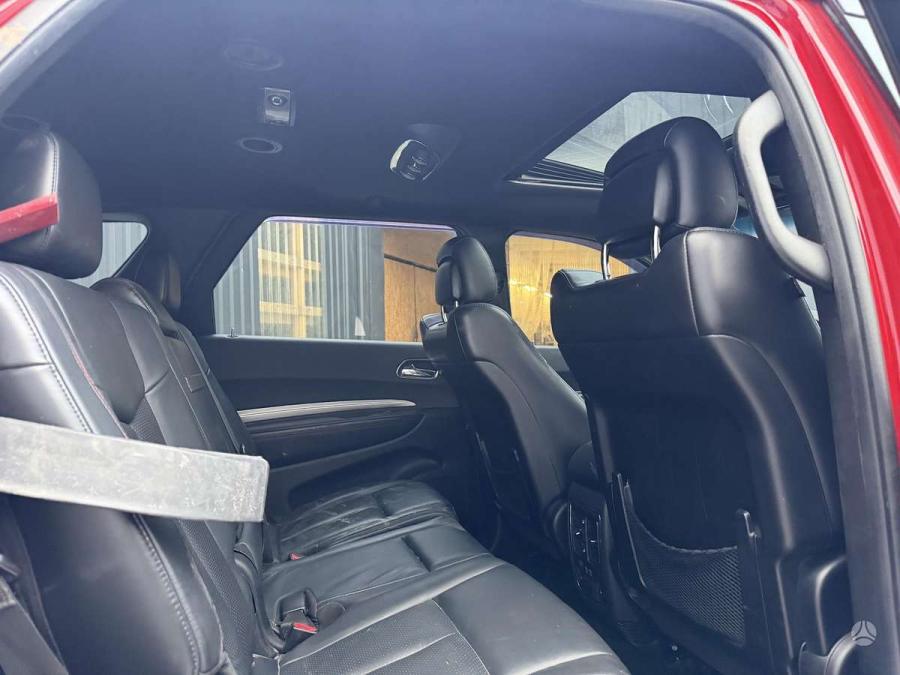 Red Dodge Durango 2015 in Siauliai, with an engine capacity of 5.65 L and mileage of 299 thousand km for 6600 €, photo 20 on AUTOMOTO.COM.LV