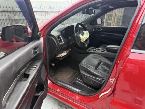 Red Dodge Durango 2015 in Siauliai, with an engine capacity of 5.65 L and mileage of 299 thousand km for 6600 €, photo 22 on AUTOMOTO.COM.LV