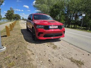 Sarkans Dodge Durango 2015 Klaipėda, ar dzinēja tilpumu 5.65 L un nobraukumu 300 tūkst. km par 13999 €, foto 4 vietnē AUTOMOTO.COM.LV