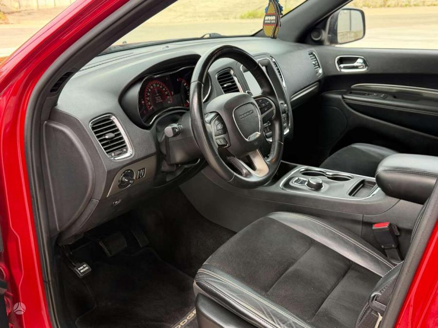 Red Dodge Durango 2015 in Alytus, with an engine capacity of 3.60 L and mileage of 255 thousand km for 11999 €, photo 9 on AUTOMOTO.COM.LV