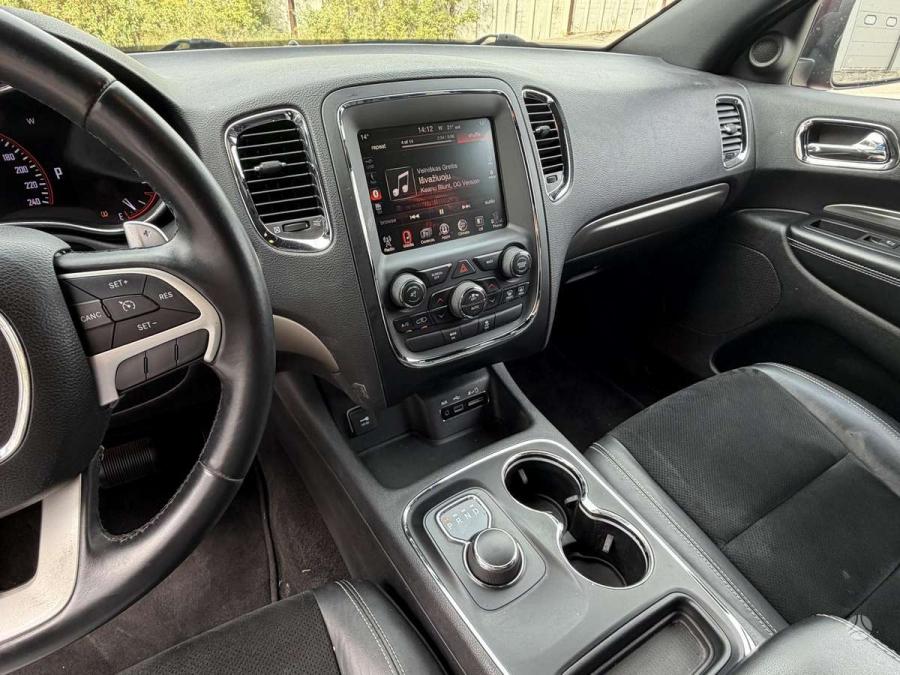 Red Dodge Durango 2015 in Alytus, with an engine capacity of 3.60 L and mileage of 255 thousand km for 11999 €, photo 15 on AUTOMOTO.COM.LV