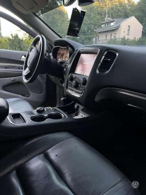 Red Dodge Durango 2017 in Klaipeda, with an engine capacity of 3.60 L and mileage of 275 thousand km for 13200 €, photo 12 on AUTOMOTO.COM.LV