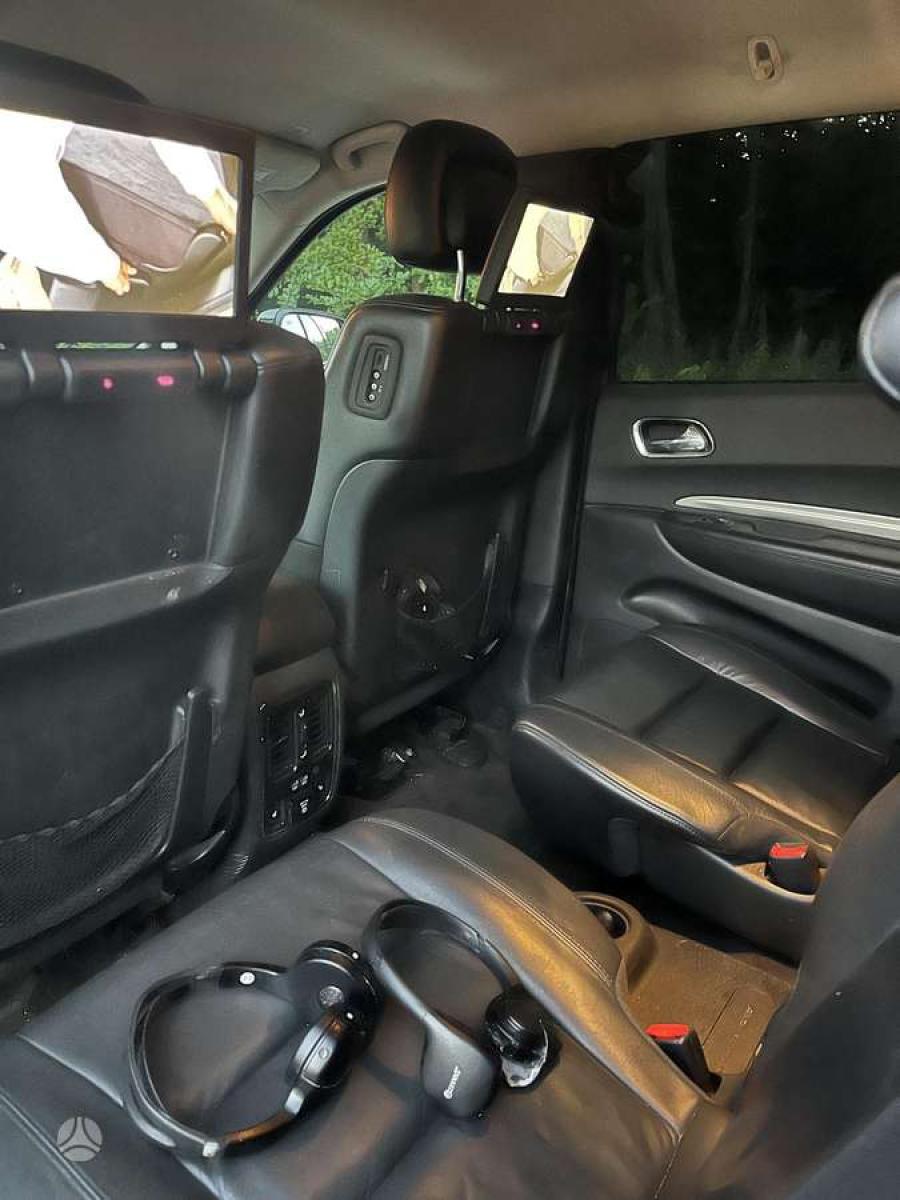 Red Dodge Durango 2017 in Klaipeda, with an engine capacity of 3.60 L and mileage of 275 thousand km for 13200 €, photo 17 on AUTOMOTO.COM.LV