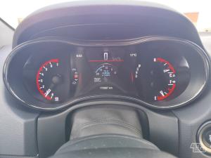 Red Dodge Durango 2018 in Siauliai, with an engine capacity of 3.60 L and mileage of 170 thousand km for 16200 €, photo 14 on AUTOMOTO.COM.LV