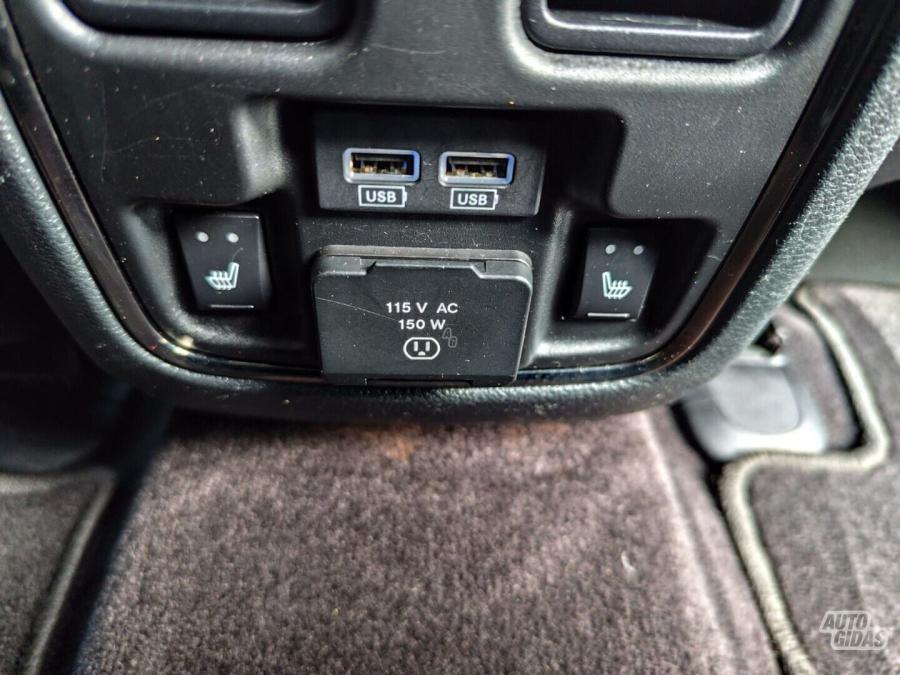Red Dodge Durango 2018 in Siauliai, with an engine capacity of 3.60 L and mileage of 170 thousand km for 16200 €, photo 24 on AUTOMOTO.COM.LV