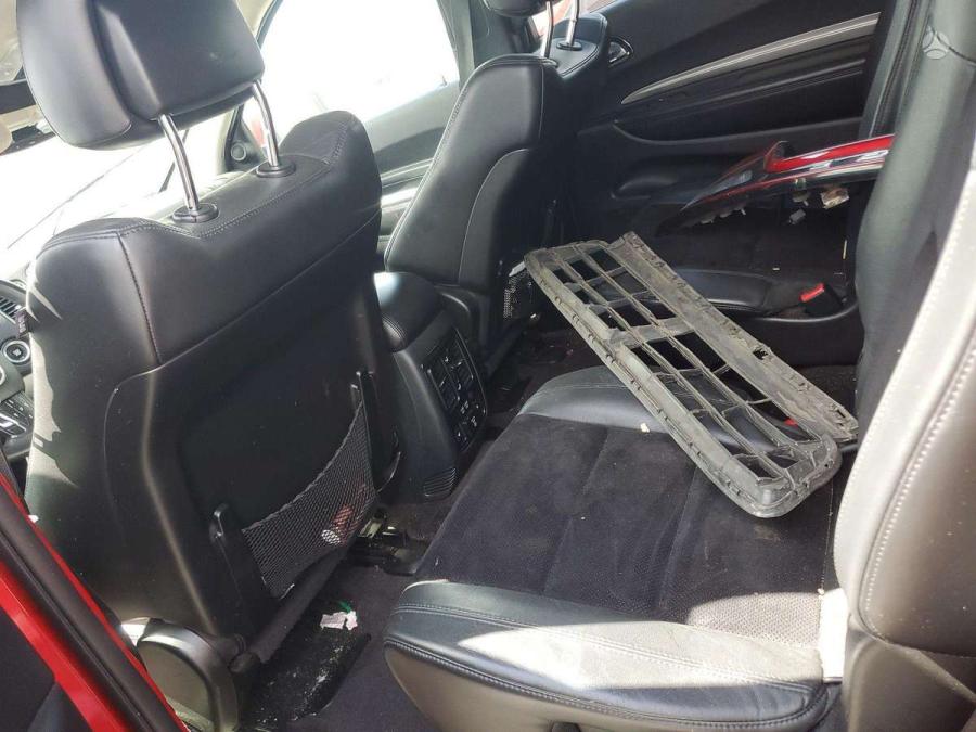 Red Dodge Durango 2018 in Klaipeda, with an engine capacity of 3.60 L and mileage of 119 thousand km for 9350 €, photo 20 on AUTOMOTO.COM.LV