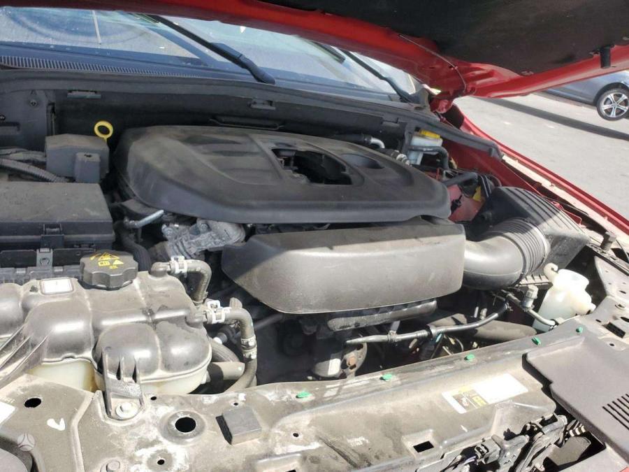 Red Dodge Durango 2018 in Klaipeda, with an engine capacity of 3.60 L and mileage of 119 thousand km for 9350 €, photo 23 on AUTOMOTO.COM.LV