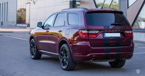Sarkans Dodge Durango 2018 Šauļi, ar dzinēja tilpumu 3.60 L un nobraukumu 156 tūkst. km par 19100 €, foto 7 vietnē AUTOMOTO.COM.LV