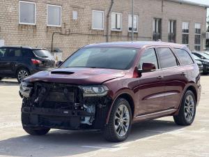 Red Dodge Durango 2019 in Siauliai, with an engine capacity of 5.65 L and mileage of 212 thousand km for 12400 €, photo  on AUTOMOTO.COM.LV