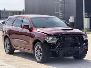 Red Dodge Durango 2019 in Siauliai, with an engine capacity of 5.65 L and mileage of 212 thousand km for 12400 €, photo 4 on AUTOMOTO.COM.LV