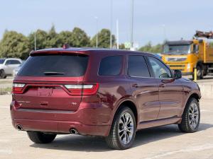 Red Dodge Durango 2019 in Siauliai, with an engine capacity of 5.65 L and mileage of 212 thousand km for 12400 €, photo 5 on AUTOMOTO.COM.LV