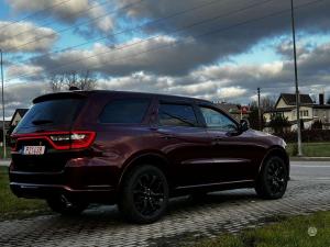 Red Dodge Durango 2020 in Klaipeda, with an engine capacity of 3.60 L and mileage of 162 thousand km for 18700 €, photo 5 on AUTOMOTO.COM.LV