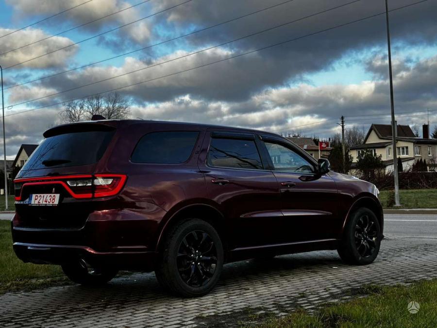 Red Dodge Durango 2020 in Klaipeda, with an engine capacity of 3.60 L and mileage of 162 thousand km for 18700 €, photo 5 on AUTOMOTO.COM.LV