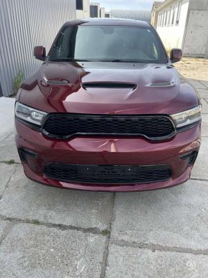 Red Dodge Durango 2020 in Klaipeda, with an engine capacity of 5.65 L and mileage of 95 thousand km for 20900 €, photo 3 on AUTOMOTO.COM.LV