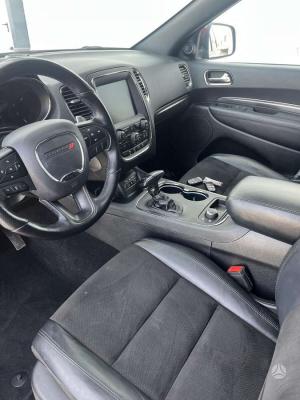 Red Dodge Durango 2020 in Klaipeda, with an engine capacity of 5.65 L and mileage of 95 thousand km for 20900 €, photo 14 on AUTOMOTO.COM.LV