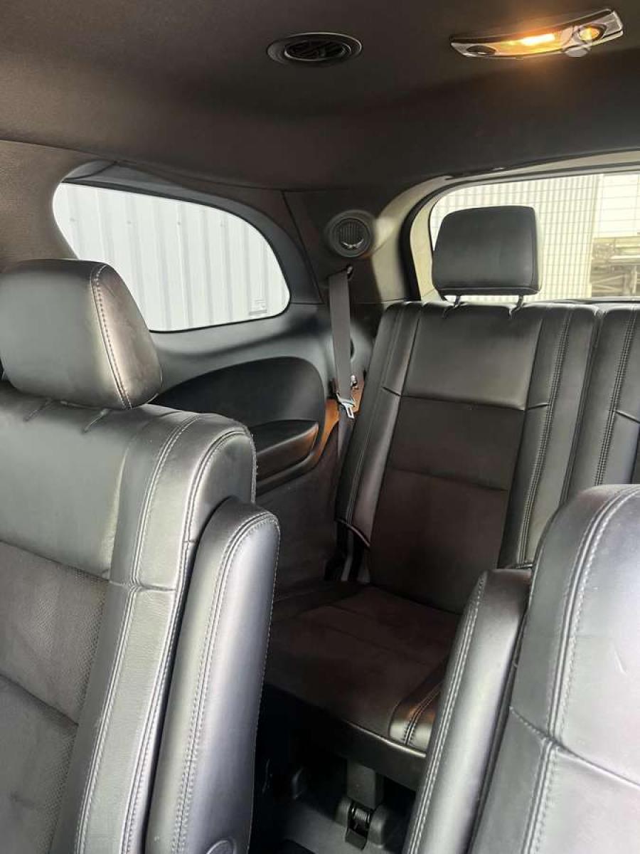 Red Dodge Durango 2020 in Klaipeda, with an engine capacity of 5.65 L and mileage of 95 thousand km for 20900 €, photo 20 on AUTOMOTO.COM.LV