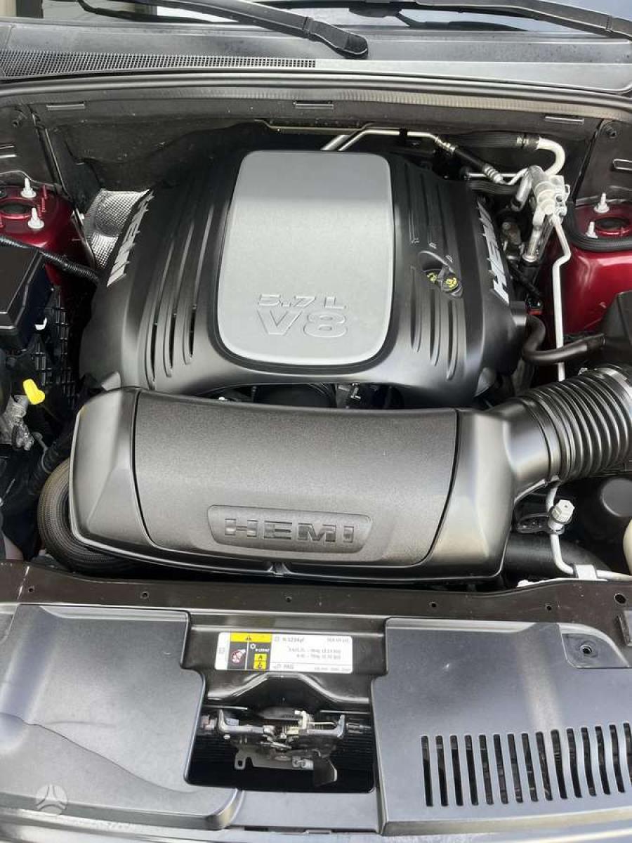 Red Dodge Durango 2020 in Klaipeda, with an engine capacity of 5.65 L and mileage of 95 thousand km for 20900 €, photo 27 on AUTOMOTO.COM.LV