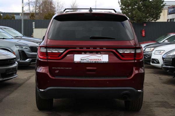 Sarkans Dodge Durango 2021 Viļņa, ar dzinēja tilpumu 3.60 L un nobraukumu 138 tūkst. km par 15700 €, foto 4 vietnē AUTOMOTO.COM.LV