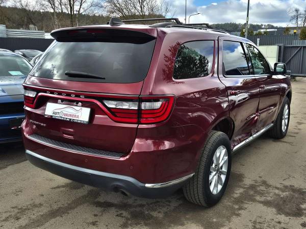 Sarkans Dodge Durango 2021 Viļņa, ar dzinēja tilpumu 3.60 L un nobraukumu 138 tūkst. km par 15700 €, foto 5 vietnē AUTOMOTO.COM.LV