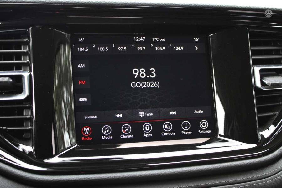 Sarkans Dodge Durango 2021 Viļņa, ar dzinēja tilpumu 3.60 L un nobraukumu 138 tūkst. km par 15700 €, foto 17 vietnē AUTOMOTO.COM.LV