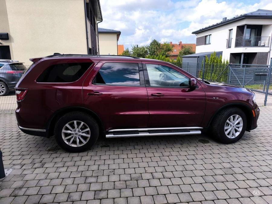 Sarkans Dodge Durango 2021 Kauņa, ar dzinēja tilpumu 3.60 L un nobraukumu 230 tūkst. km par 18500 €, foto 7 vietnē AUTOMOTO.COM.LV