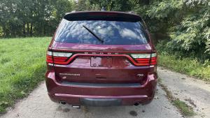 Red Dodge Durango 2024 in Panevezys, with an engine capacity of 5.70 L and mileage of 95 thousand km for 29990 €, photo 7 on AUTOMOTO.COM.LV