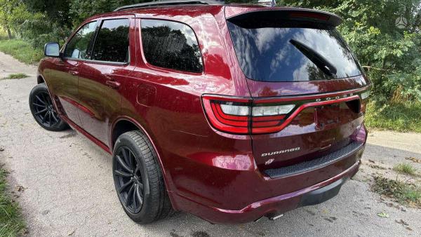 Sarkans Dodge Durango 2024 Panevēža, ar dzinēja tilpumu 5.70 L un nobraukumu 95 tūkst. km par 29990 €, foto 8 vietnē AUTOMOTO.COM.LV