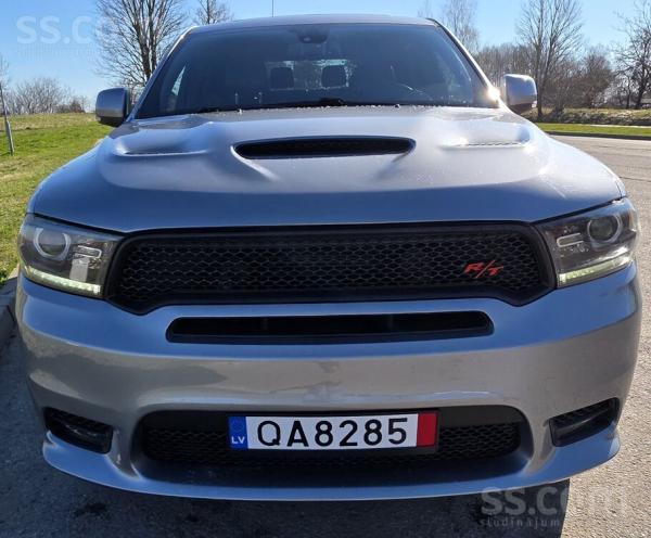 Dodge Durango 2016 in Saldus, with an engine capacity of 5.70 L and mileage of 246 thousand km for 20000 €, photo 1 on AUTOMOTO.COM.LV