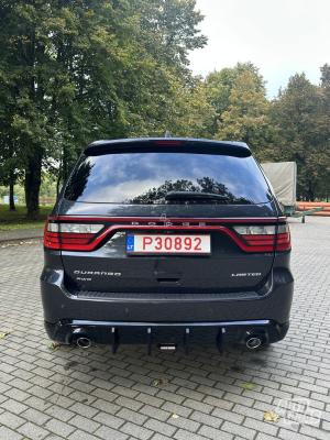 Violet Dodge Durango 2016 in Taurage, with an engine capacity of 3.60 L and mileage of 338 thousand km for 11700 €, photo 8 on AUTOMOTO.COM.LV
