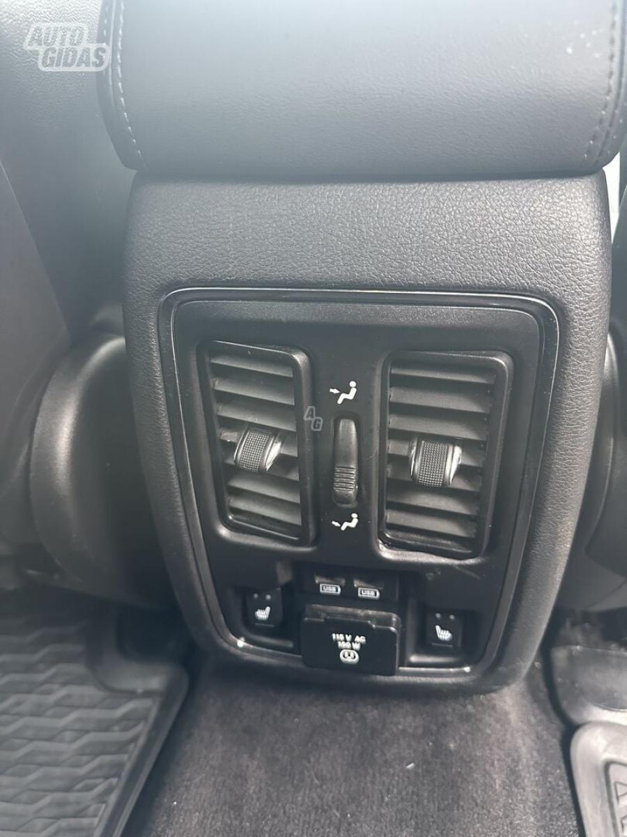 Violet Dodge Durango 2016 in Taurage, with an engine capacity of 3.60 L and mileage of 338 thousand km for 11700 €, photo 14 on AUTOMOTO.COM.LV