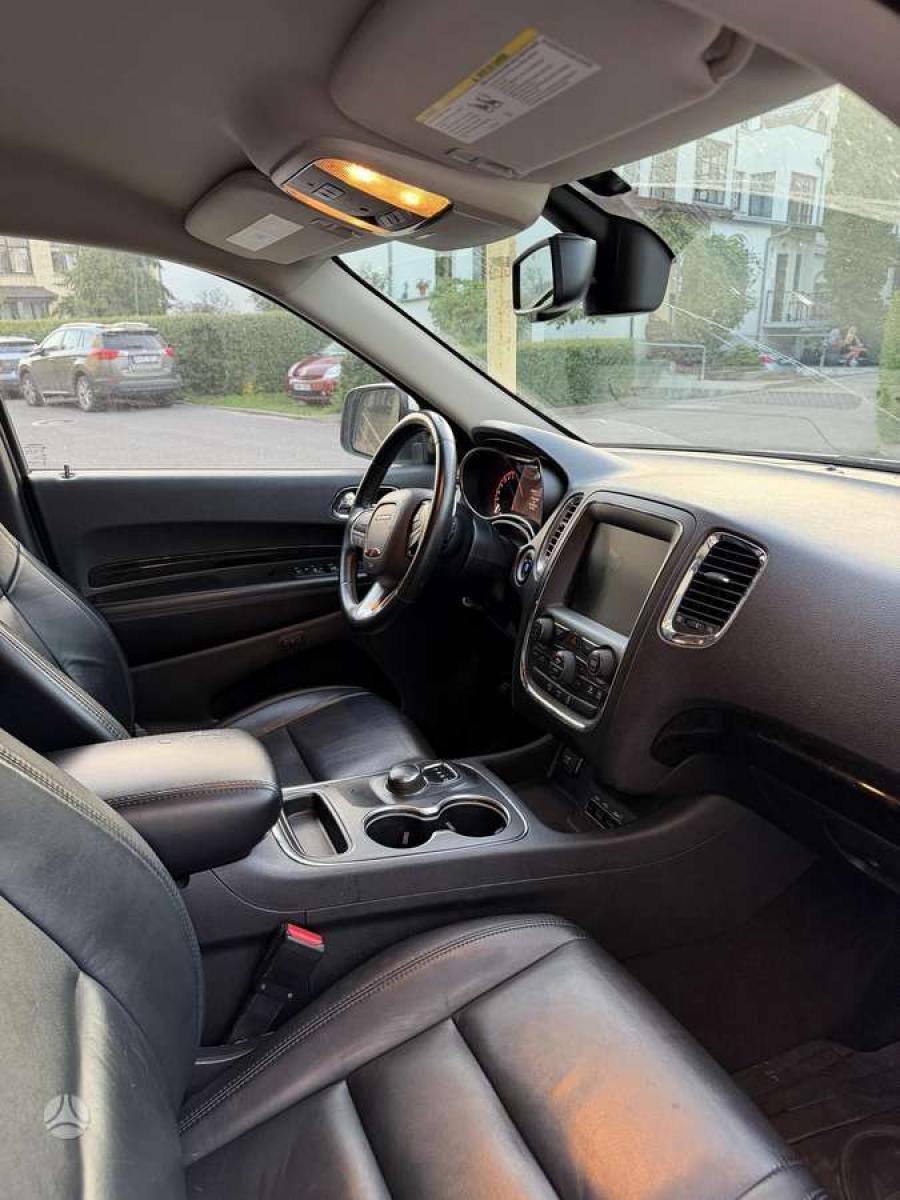 White Dodge Durango 2014 in Kaunas, with an engine capacity of 3.60 L and mileage of 285 thousand km for 9850 €, photo 6 on AUTOMOTO.COM.LV