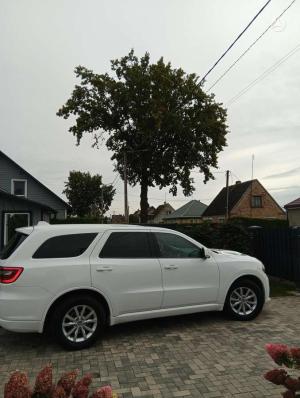 White Dodge Durango 2014 in Joniskis, with an engine capacity of 5.70 L and mileage of 192 thousand km for 14850 €, photo 5 on AUTOMOTO.COM.LV