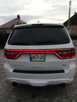 White Dodge Durango 2014 in Joniskis, with an engine capacity of 5.70 L and mileage of 192 thousand km for 14850 €, photo 6 on AUTOMOTO.COM.LV