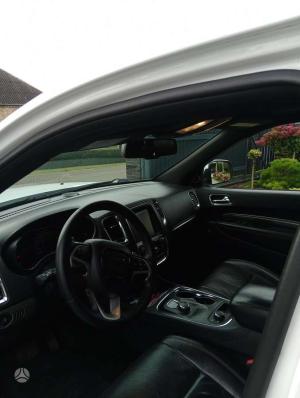 White Dodge Durango 2014 in Joniskis, with an engine capacity of 5.70 L and mileage of 192 thousand km for 14850 €, photo 7 on AUTOMOTO.COM.LV