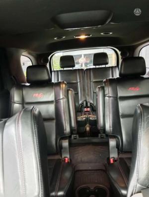 White Dodge Durango 2014 in Joniskis, with an engine capacity of 5.70 L and mileage of 192 thousand km for 14850 €, photo 8 on AUTOMOTO.COM.LV