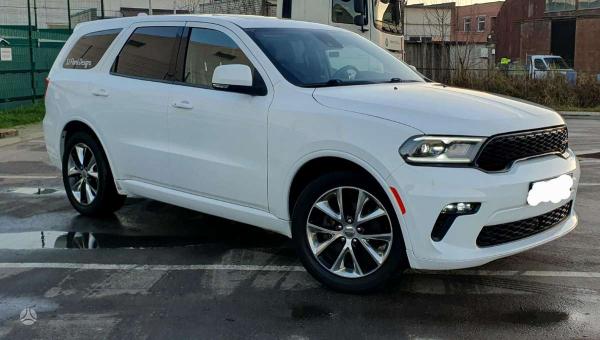 White Dodge Durango 2015 in Klaipeda, with an engine capacity of 5.65 L and mileage of 267 thousand km for 14999 €, photo 1 on AUTOMOTO.COM.LV
